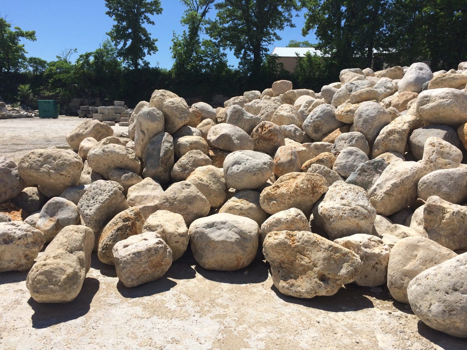 Joliet Boulders | Lemke Stone - Natural Stone Products