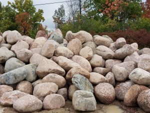 Wisconsin Granite Boulders | Lemke Stone Products