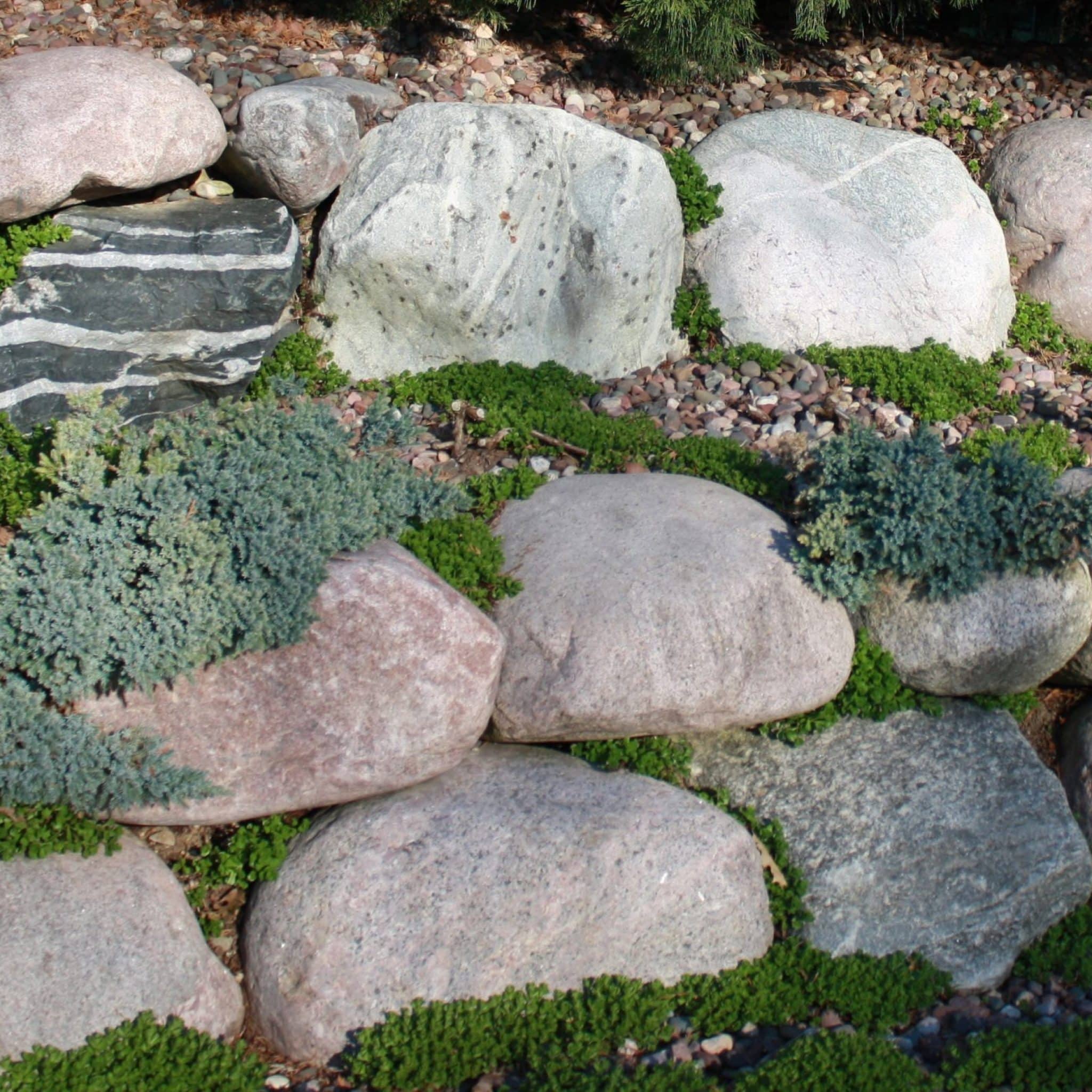 Wisconsin Granite Boulders | Lemke Stone Products