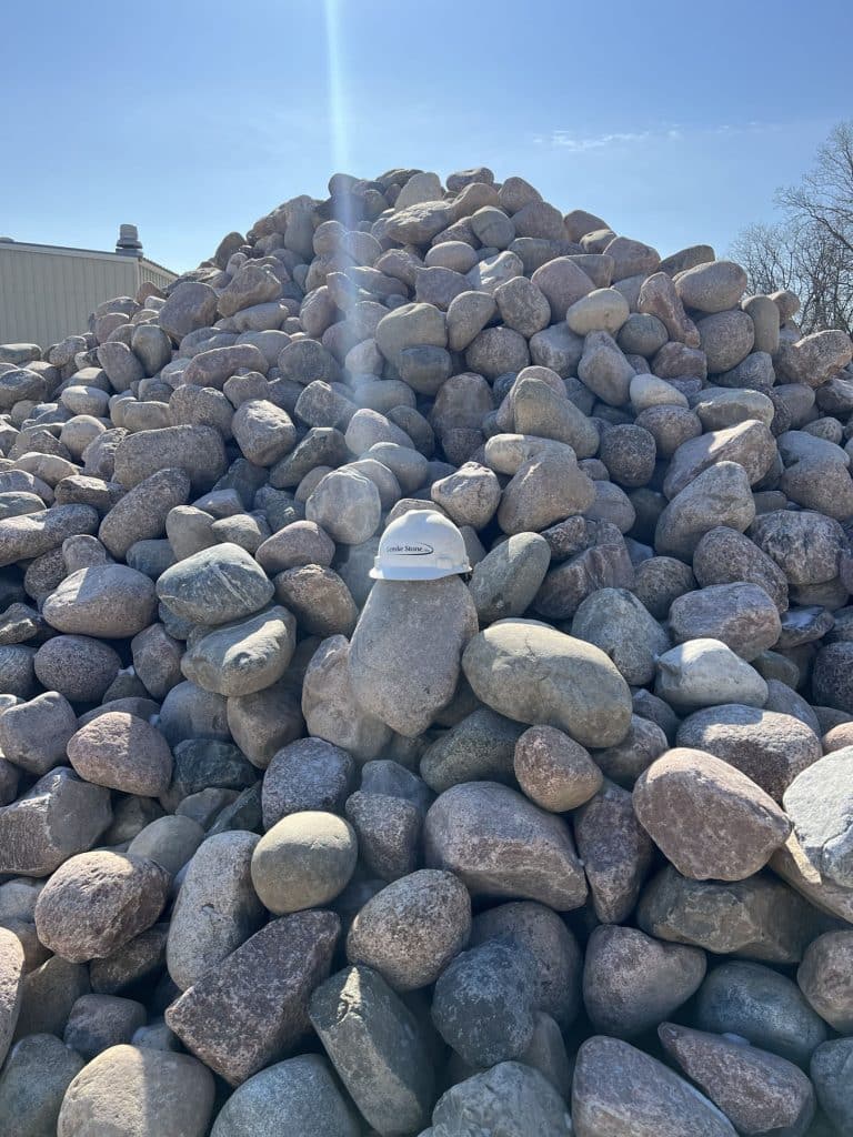 Wisconsin Granite Boulders | Lemke Stone Products